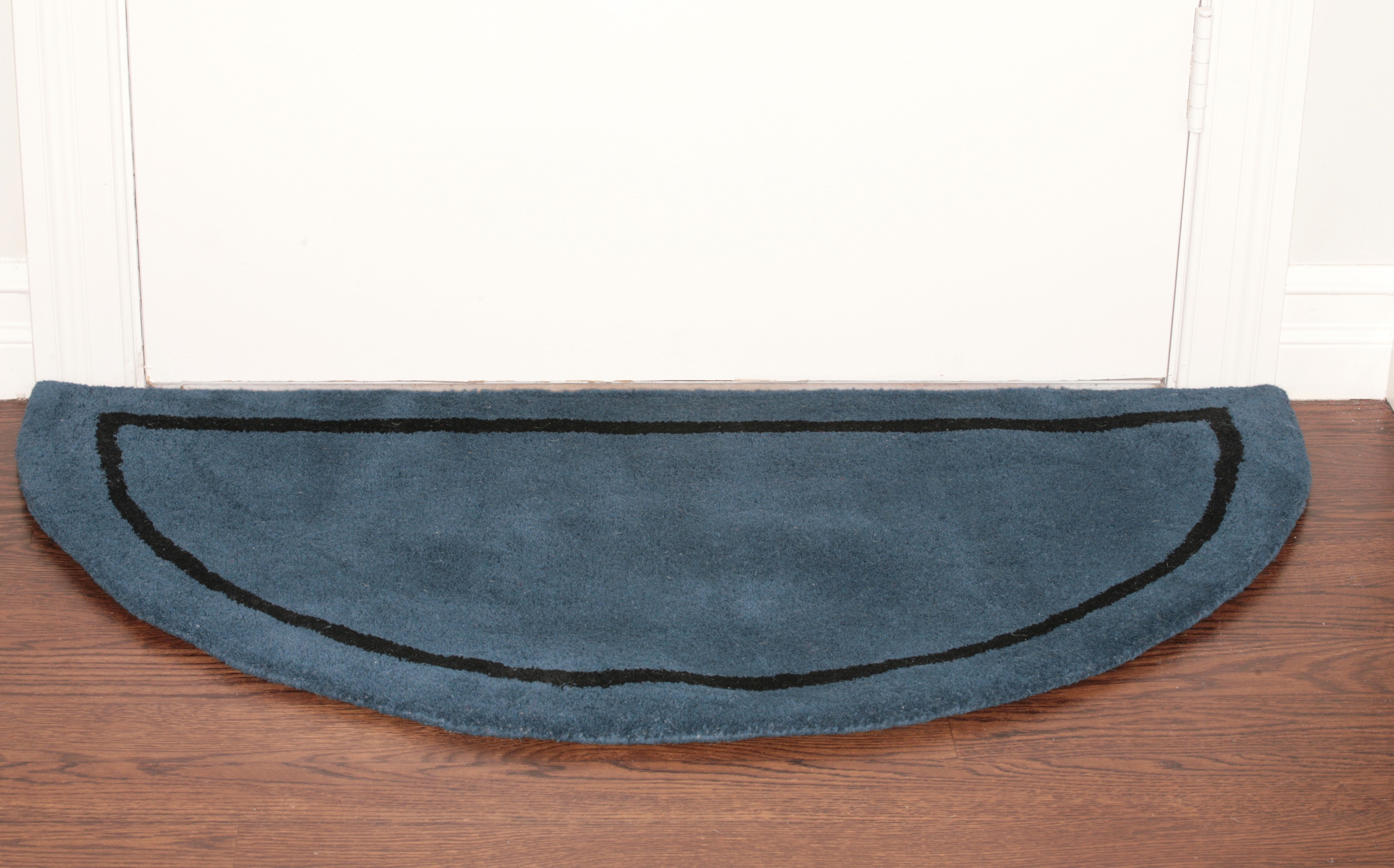 DeluxeComfort.com Deluxe Comfort Henley Wool Rug - Round and Half ...